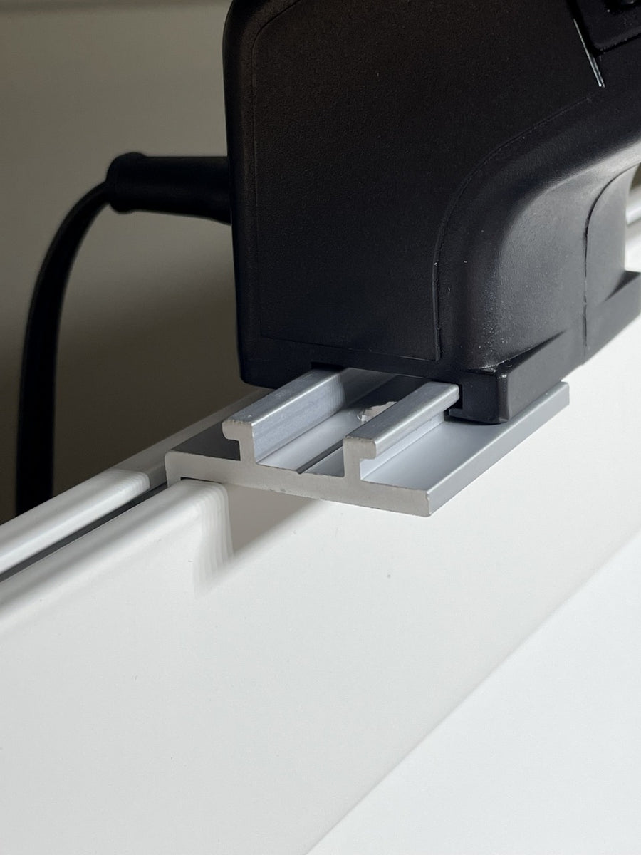 J600 LEDアームライト – OCTANORM